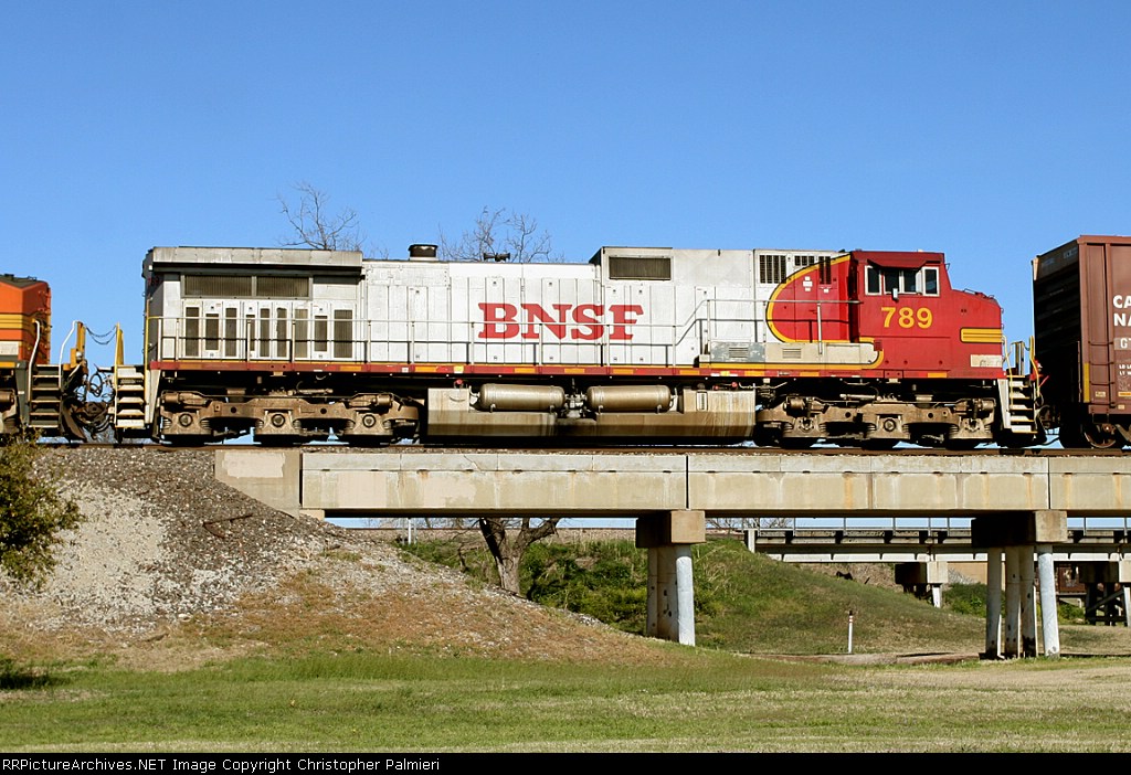 BNSF 789